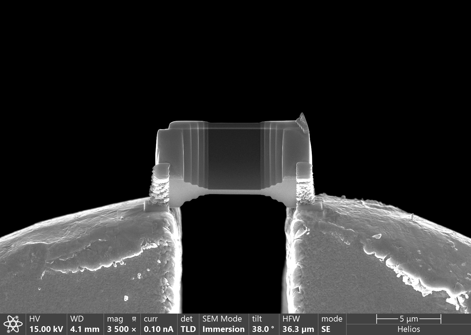 Focused Ion/Electron DualBeam Microscope – Electron Microscope Center