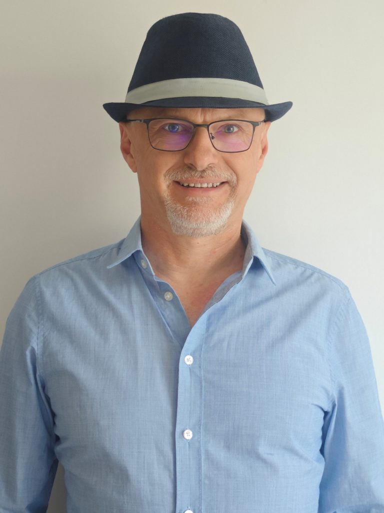 Sasho Gligorovski – Research, Informatics and Graduate Studies
